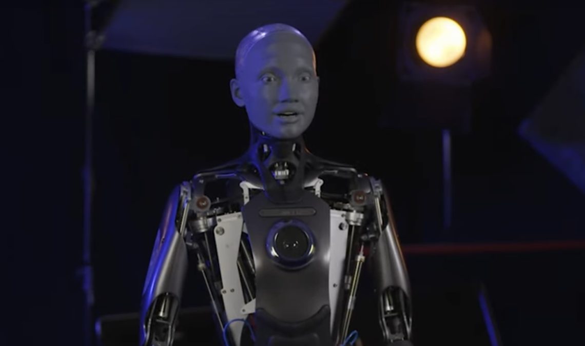 Le robot le plus avancé au monde fait la promotion de The Creator en ...